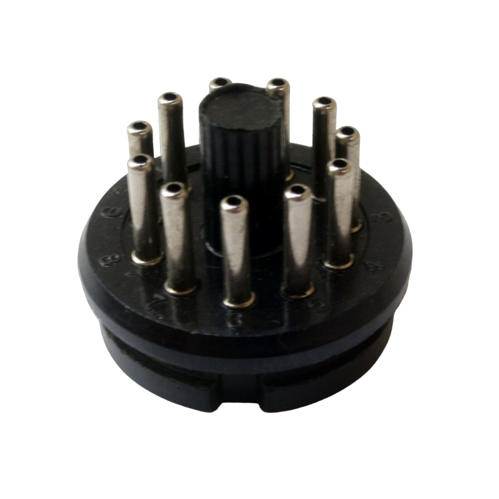 11 pins plug - Jukebox Revival